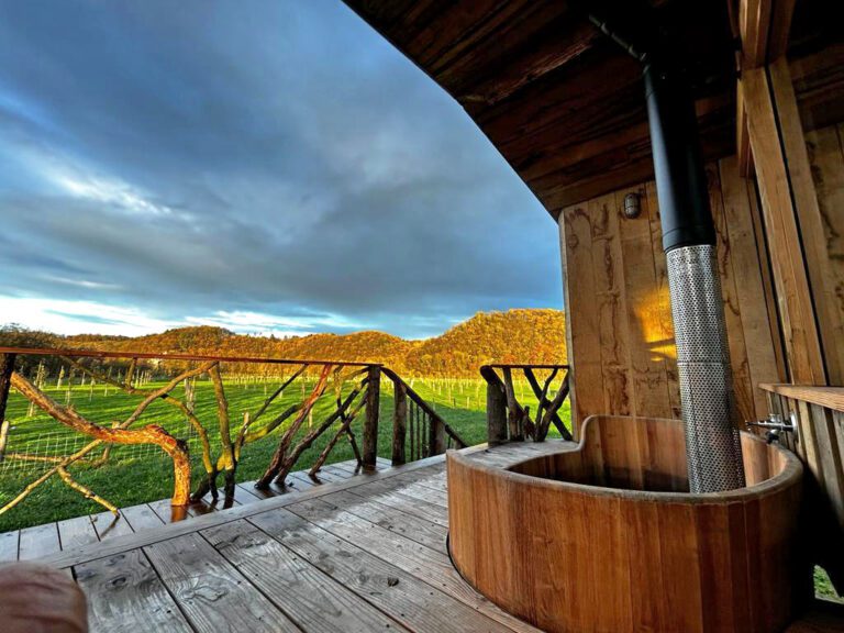 La Cabane de Petit Bomal - Pourquoi on a adoré (2024) - Cabane près de ...